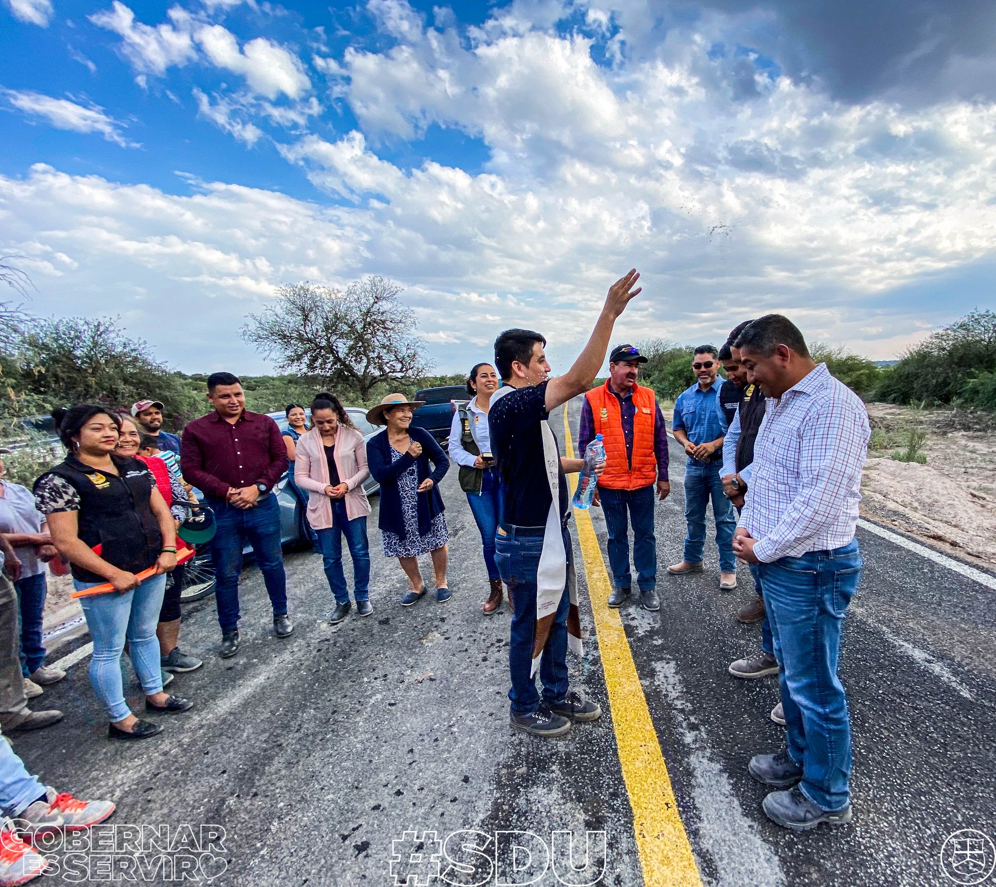 El Cóporo y Tampiquito estrena pavimentación de caminos | Cuna Informativa